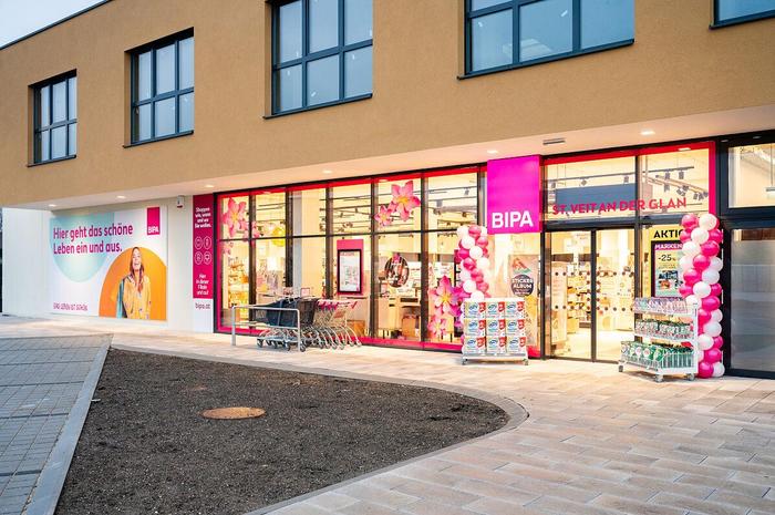 Neueröffnung in St. Veit: Bipa-Filiale hat neuen Standort und neues Design